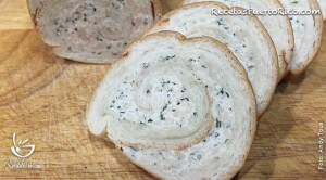 Rollitos de Pan Relleno - RecetasPuertoRico.com